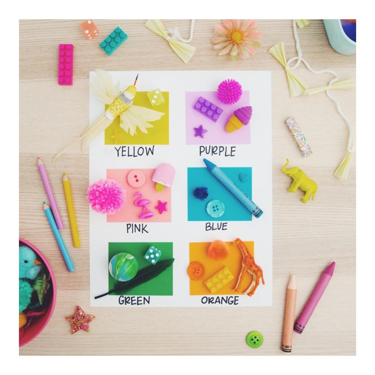 Indoor Colour Scavenger Hunt - The Family Edit